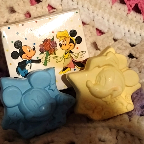 Bath, Skin & Hair | Vintage New In Box Avon Mickey And Minnie Mouse ...